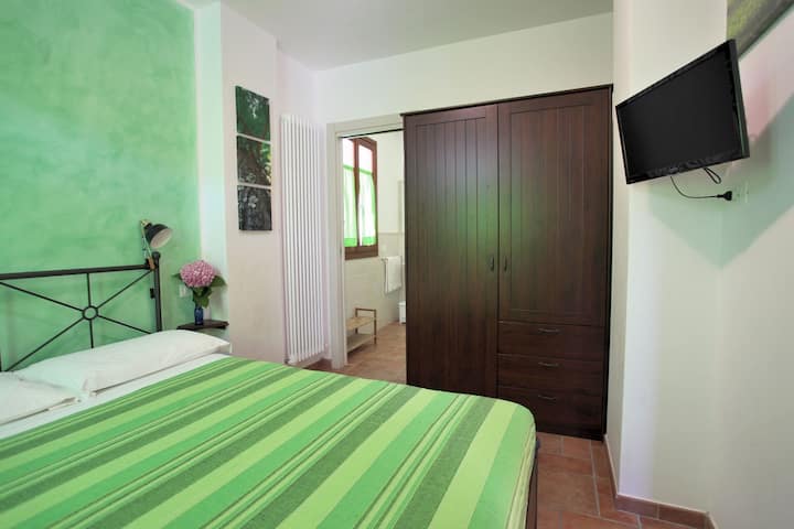 Stanza Matrimoniale Verde - Bordighera