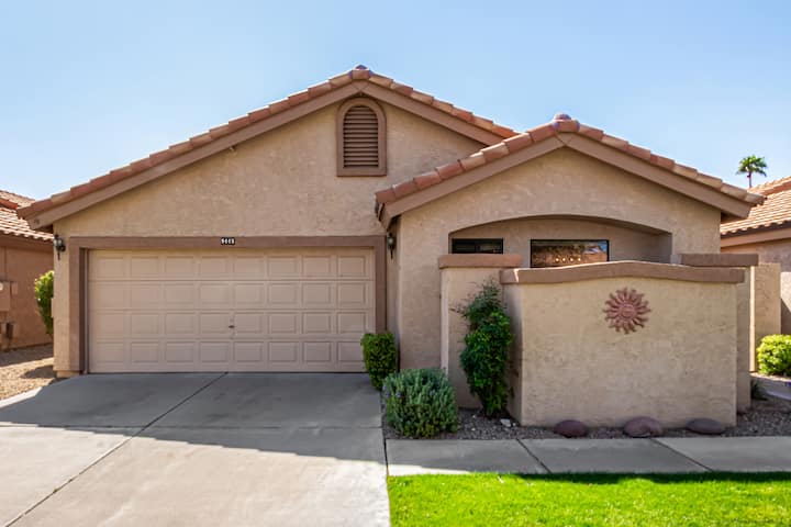 Golf Course Home, Pool, Hot Tub - Peoria, AZ
