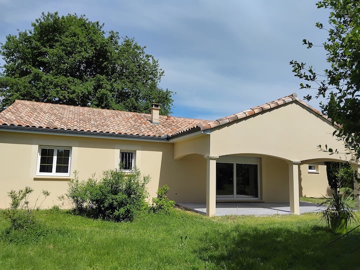 Maison Provençale
6 Personnes - Vayrac