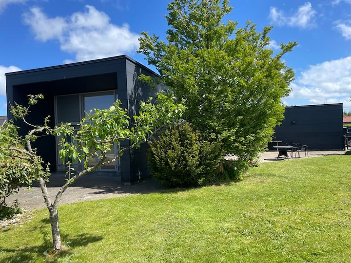 En Perle Tæt På Alt - Hirtshals