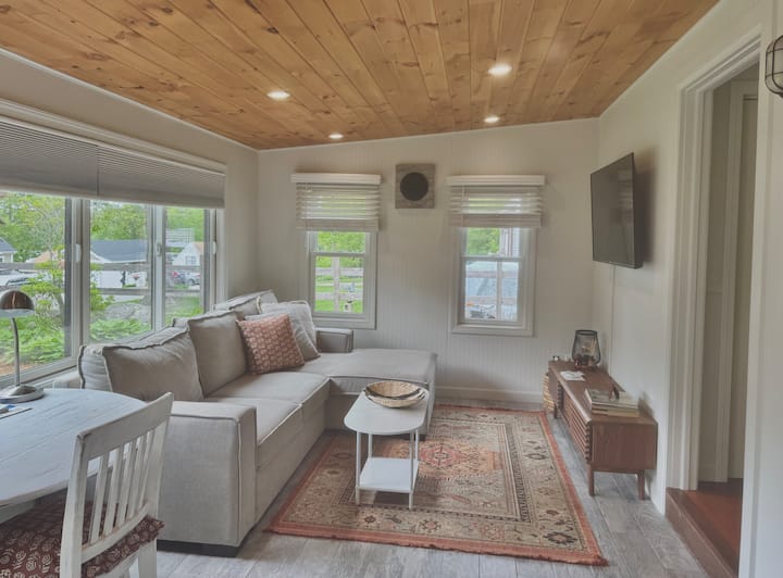 Bashan Lake Bungalow - Connecticut