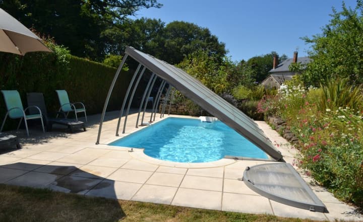 Gîte "Noisettes" Avec Piscine - Creuse