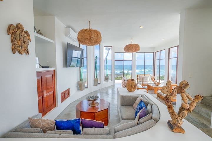 Award Winning Modern Oceanfront Villa In Akumal - Akumal
