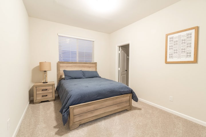 Amazing Home W/ Ev Fast Charger - Elk Grove, CA