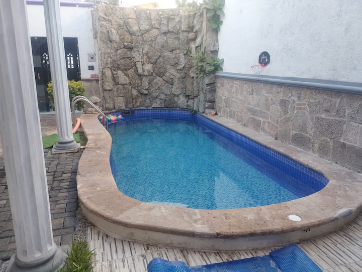 Bonita Casa Con Piscina Y Terraza 5 Min Arena Gdl - Guadalajara