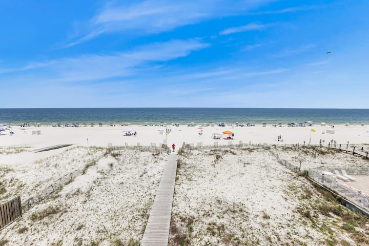 New! Beachfront, Pool, Kids Loft, Sleeps 10 - Gulf Shores, AL