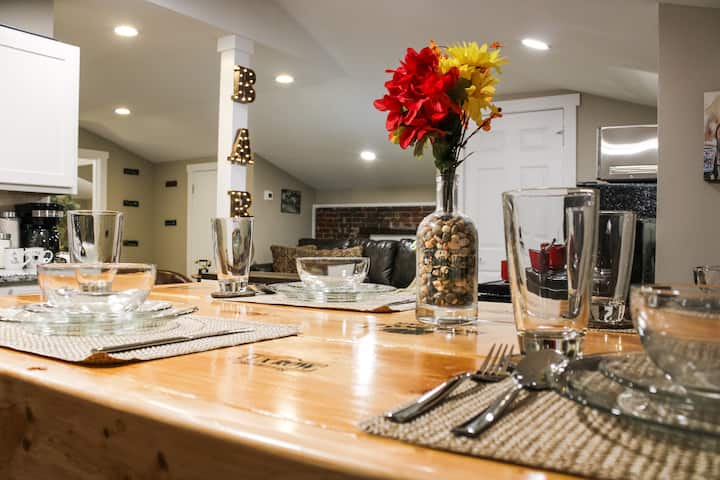 The Bonded Lounge Butchertown Salon/spa - Louisville, KY