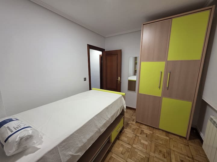 Piso En Torrelavega - Santillana del Mar