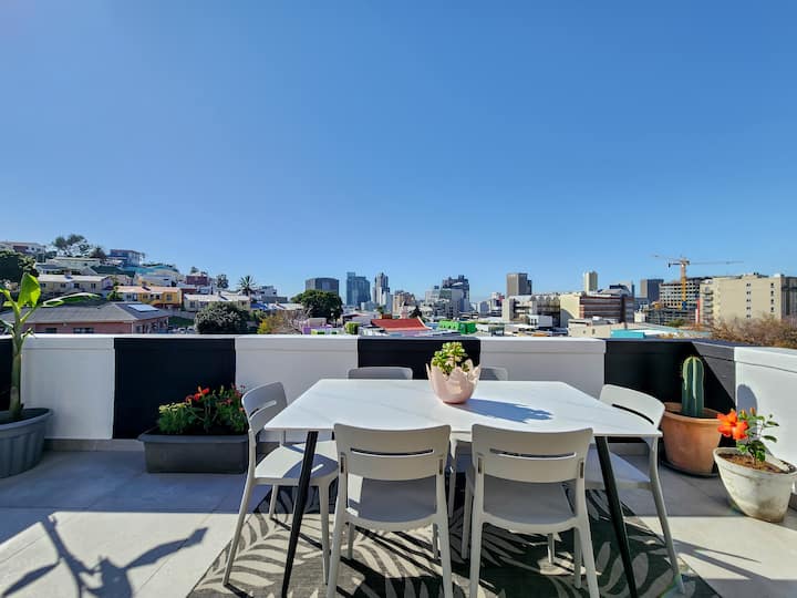 Zebra House - Cape Town