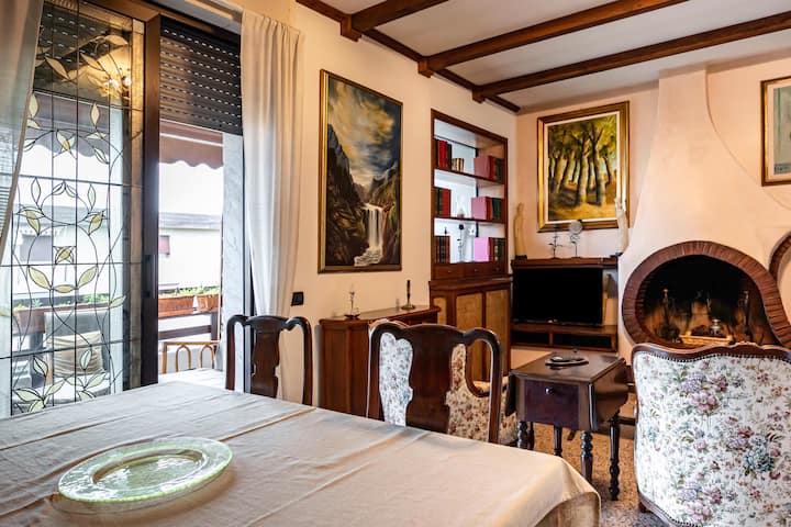 Guesthost - Q Home - Stylish Apartment - Carrara