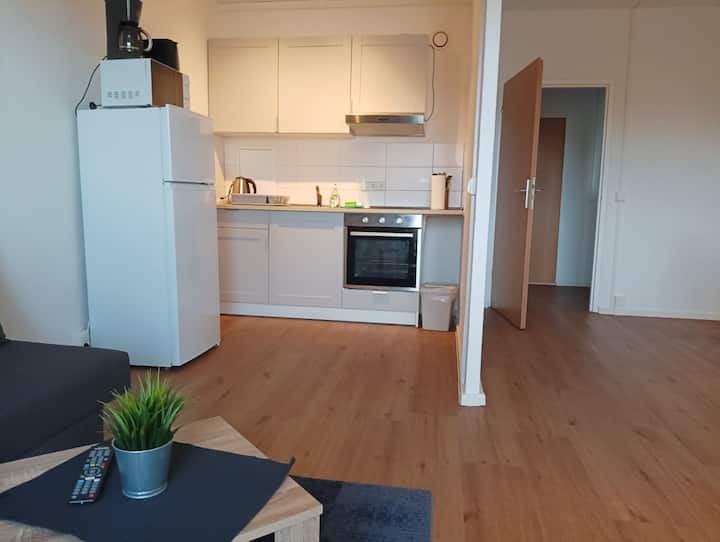 [Nb07]personal Und Teamwohnung In Neubrandenburg - Burg Stargard