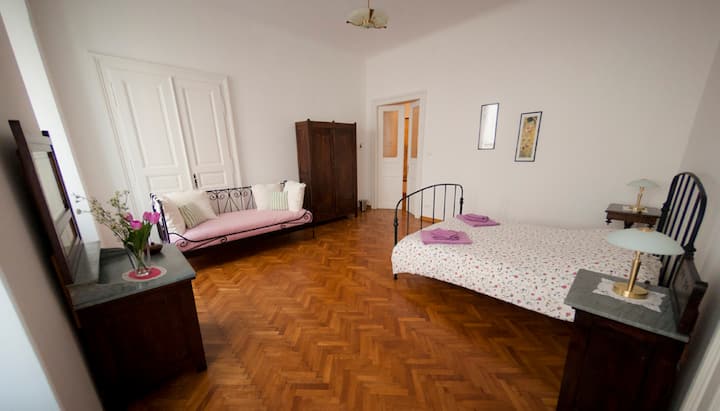 Domus Liberta: Aunt's Room - Trieste