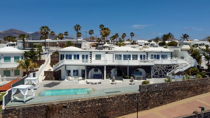 Casa Leon, Exceptional 6 Bed - Puerto del Carmen