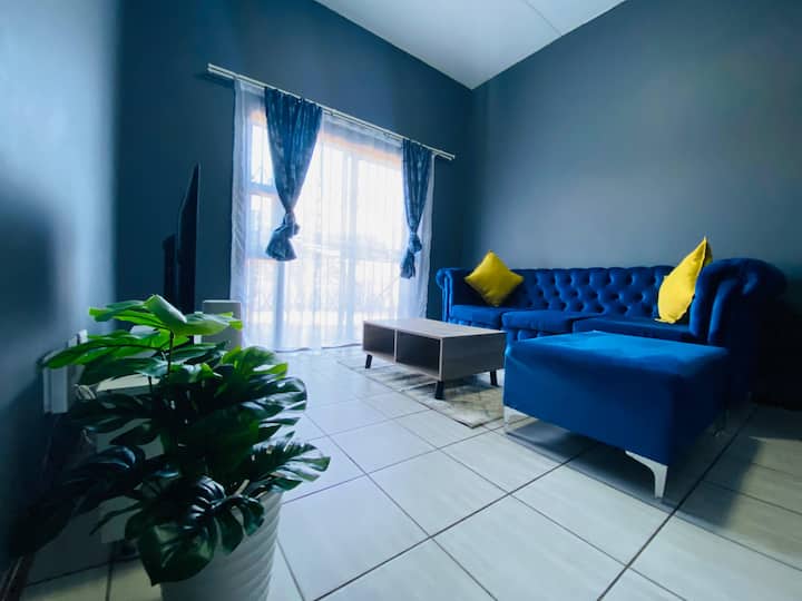 A Spacious Modern Apartment - Kempton Park