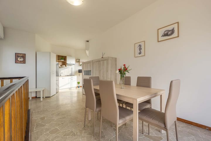 Ampio Appartamento Con 5 Camere E Terrazzo - Milão