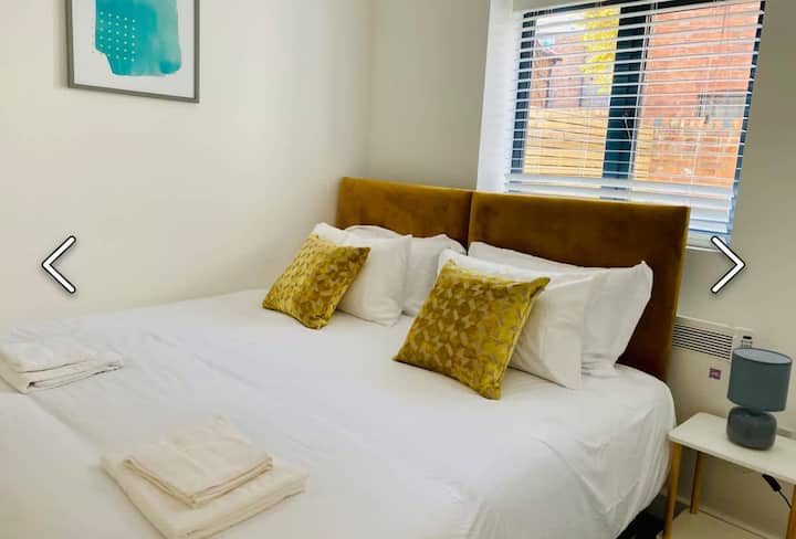 Apartment Complex | Parking | Contractor Discounts - Gloucester