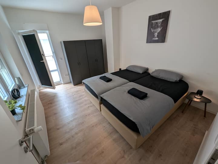 Charmantes Apartment | Balkon | Zentral | Am Park - Paderborn