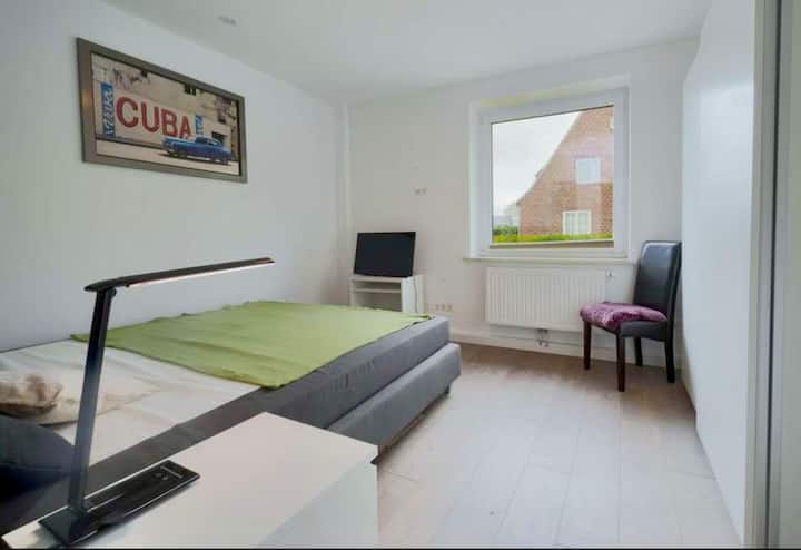 Zimmer In Wg Für 1-2 Personen - List