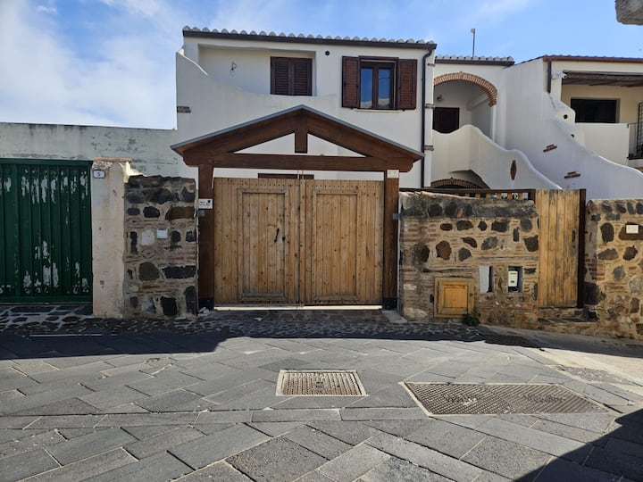 [Giove]appartamento Con Veranda In Centro A Orosei - Orosei