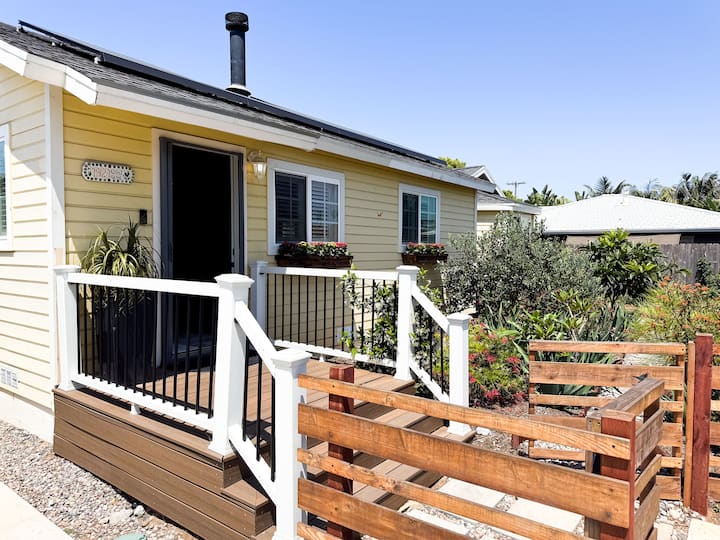 Sunny Retreat In South Oside - Oceanside, CA