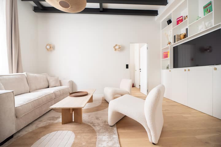 Modern & Chic Flat, Paris Center - Ibis Styles Paris Pigalle Montmartre