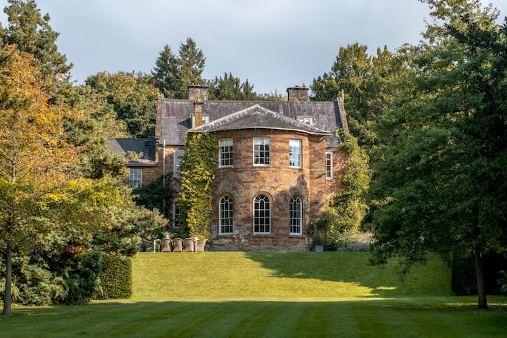Broughton's Edge - Banbury