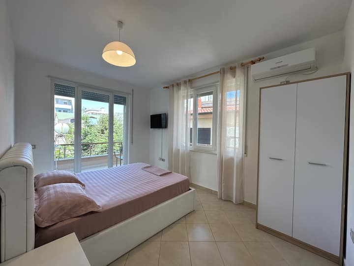 Family 2-bedroom Apartment - Shëngjin