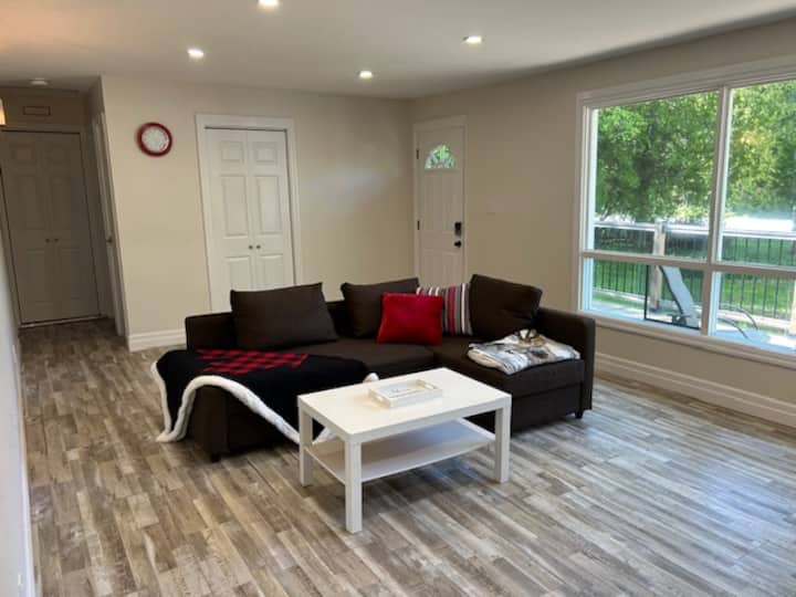 Oliphant Cottage Escape - Sauble Beach