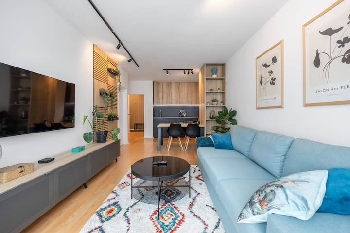 Bratislava Modern Living | Design Apt & Parking - Bratislava