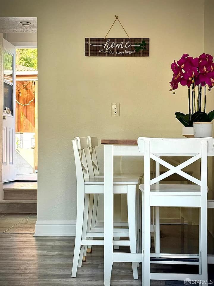 Elegant 3 Bedroom Serenity Suite - Union City, CA