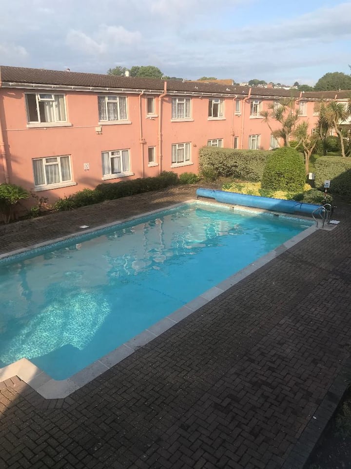 31 New Esplanade Court - Totnes