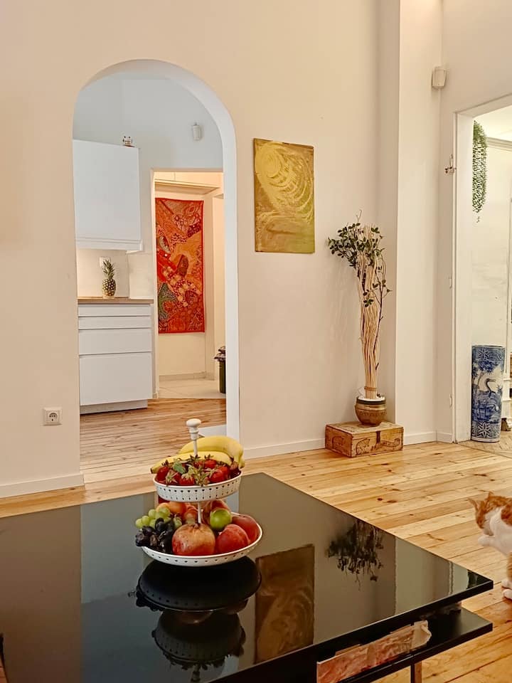 Shiraza Room • Heart Of Sofia - Sofia