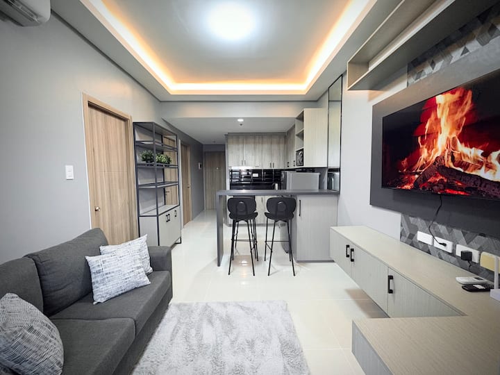 Rare Luxe 2 Br 2 Bath Own Parking - Mall Of Asia - Manila