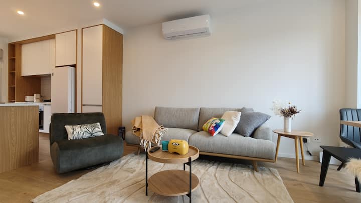 New Spacious Home In Central Akl - Auckland