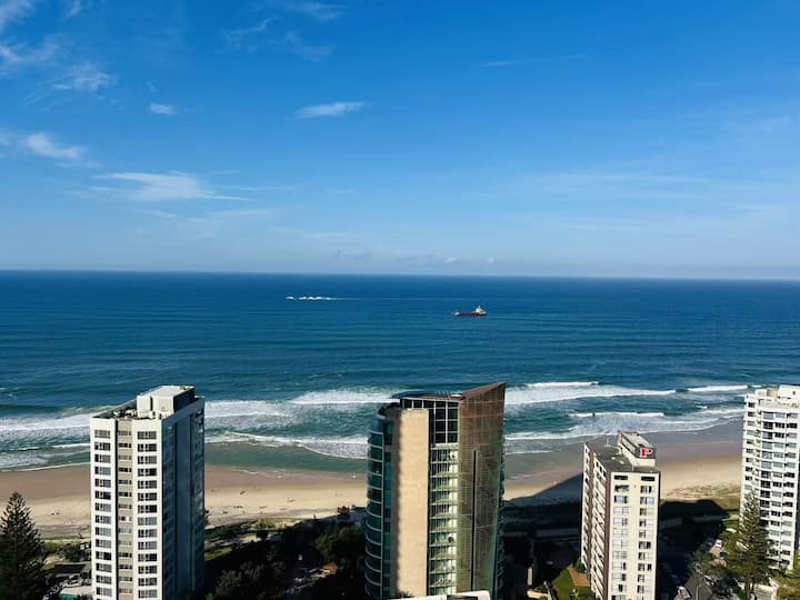 Luxe Ocean 2b Apt Q One - Surfers Paradise