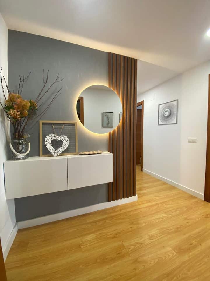 Acogedor Apartamento Con Ascensor Y Parking Incl. - Santander