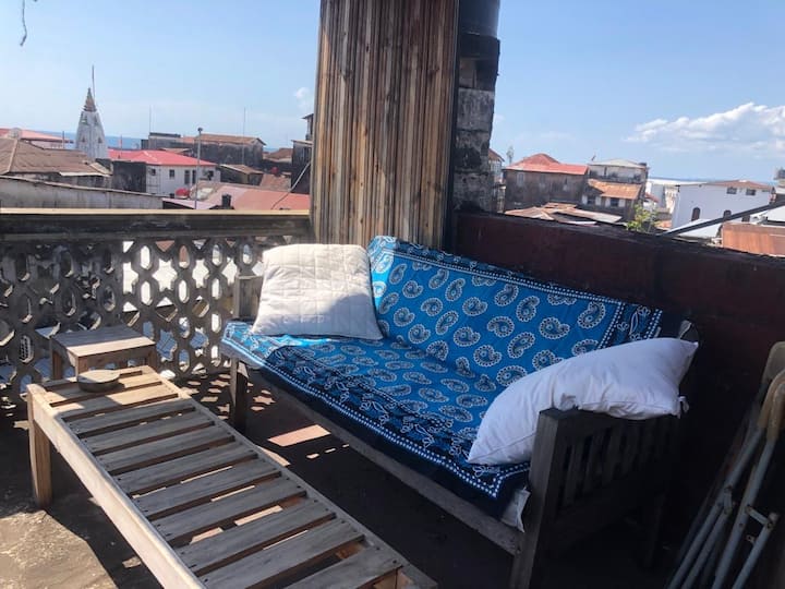 Rooftop Apartment In Stone Town - Zanzibar