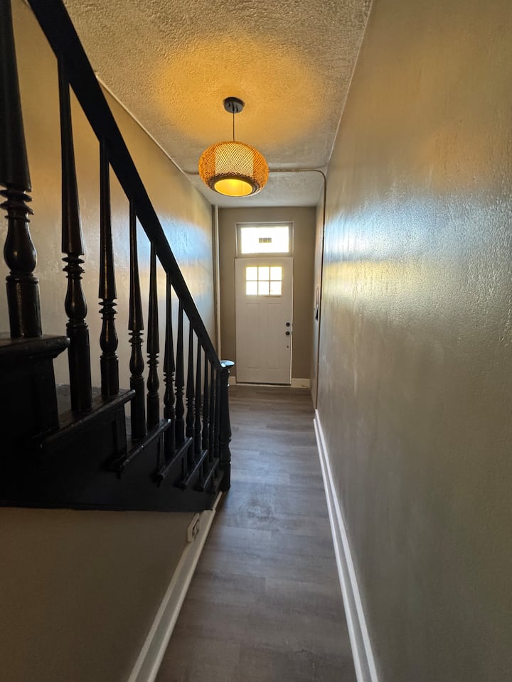 Cozy 2-bedroom Apartment - Reading, PA