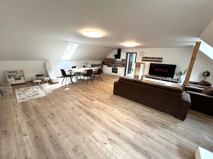 Elysian 2 Apartment - Trenčín