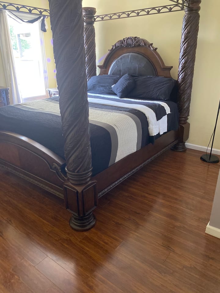 Warm And Comfy In Quiet Area - Clifton, NJ