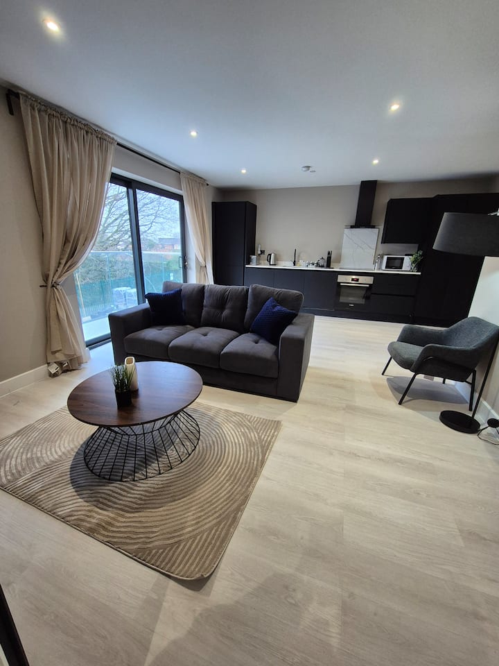 #24 Lux 2x Apartments|sleeps 8|near Starcity - Solihull