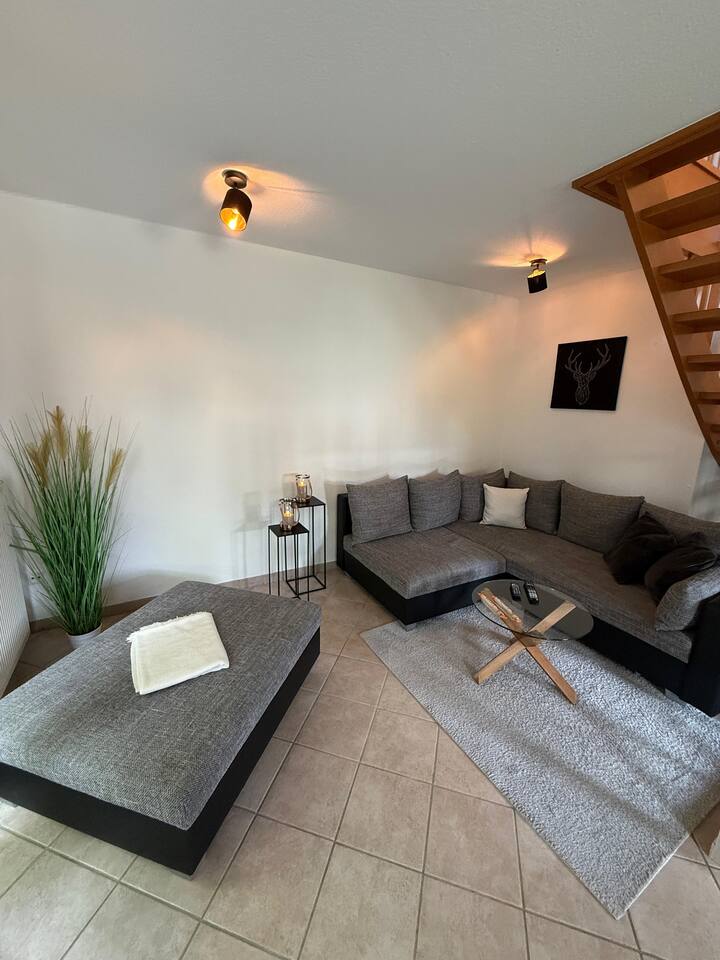 Vollklimatisierte Maisonette-whg / Externsteine - Detmold