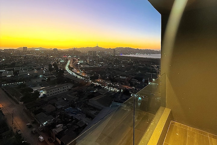 Departamento Con Piscina En Piso 20 Vista Al Mar. - Coquimbo, Chile