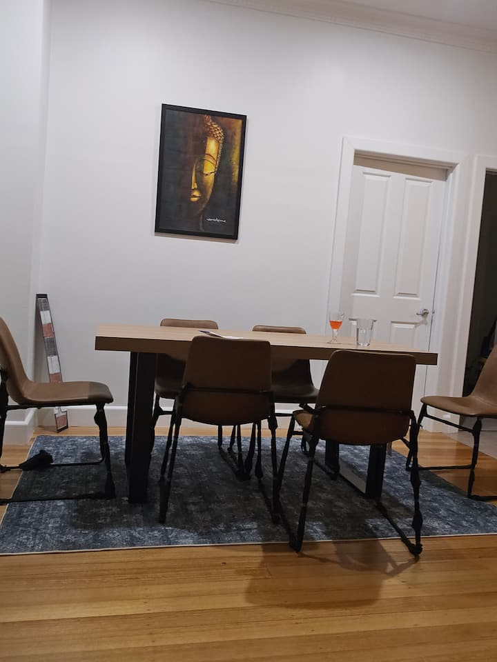 Cosy Home In Ballarat North - バララット