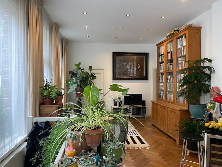 Ruime Gezinswoning Met Patio - Amsterdam