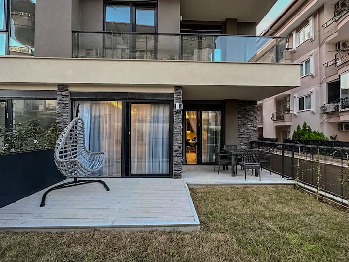 Garden Apartment Just 400 Meters From The Sea - Tosmur