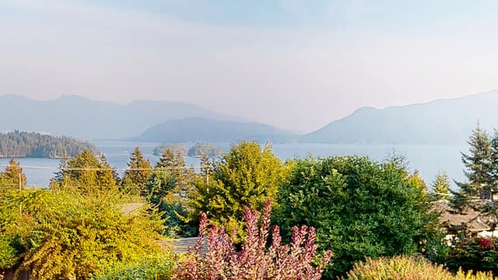 Stardust Cottage - Bowen Island