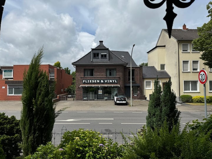 Nathanael – Zentral & Groß - Werne