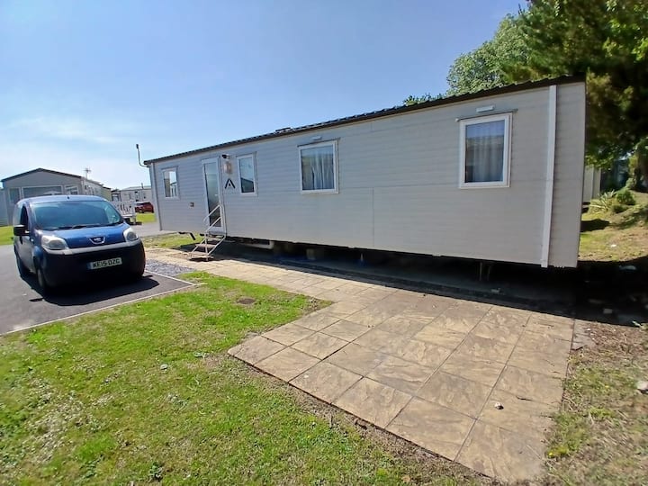 8 Berth Holiday Home - Chichester