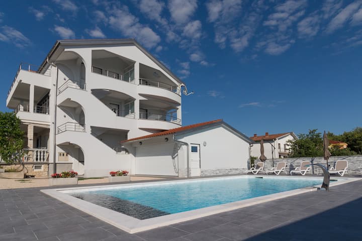 Apartment Nähe Zadar Mit Meerblick & Pool - Bibinje